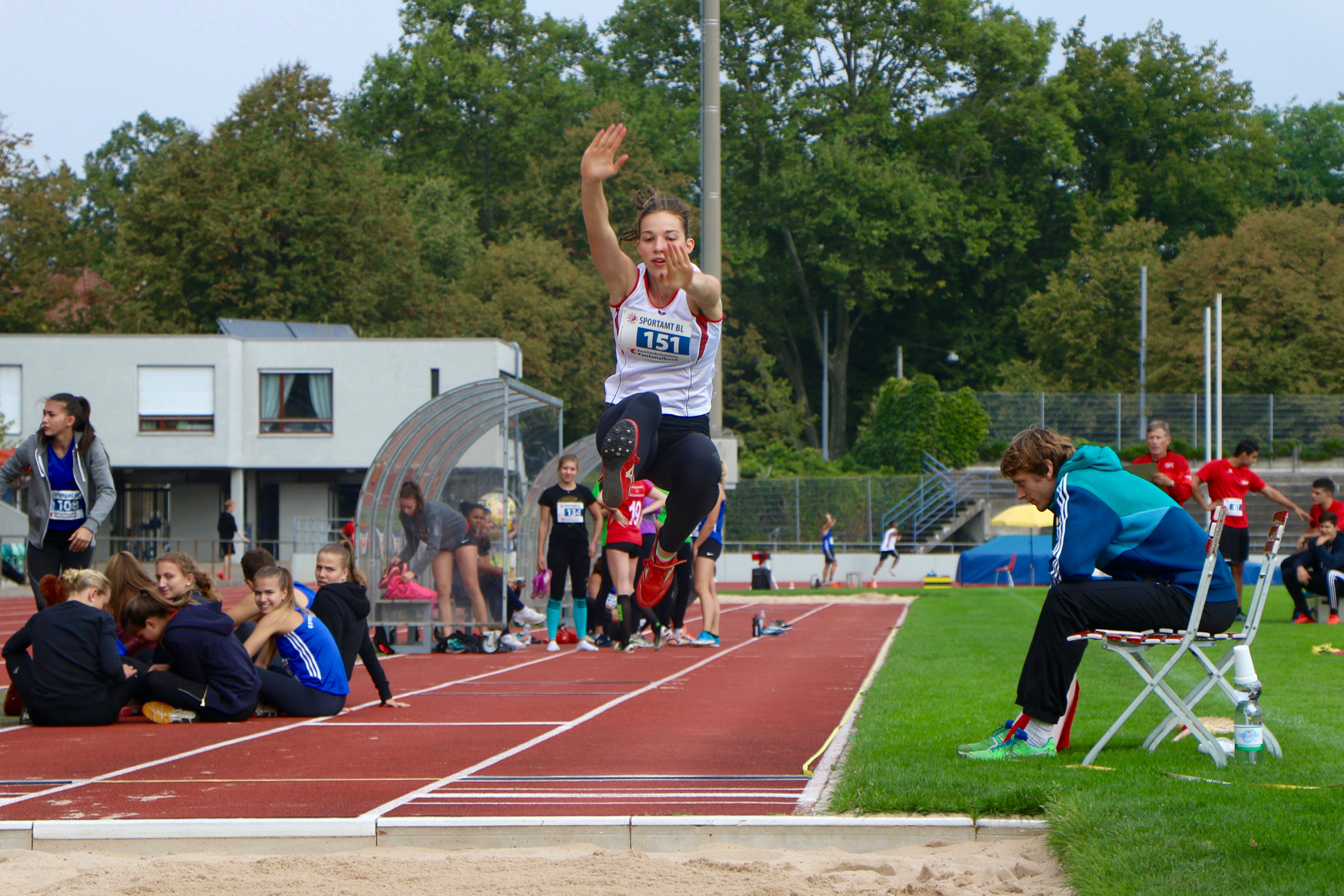 Auf die Plätze, fertig, los! – Gym Muttenz Entfalter