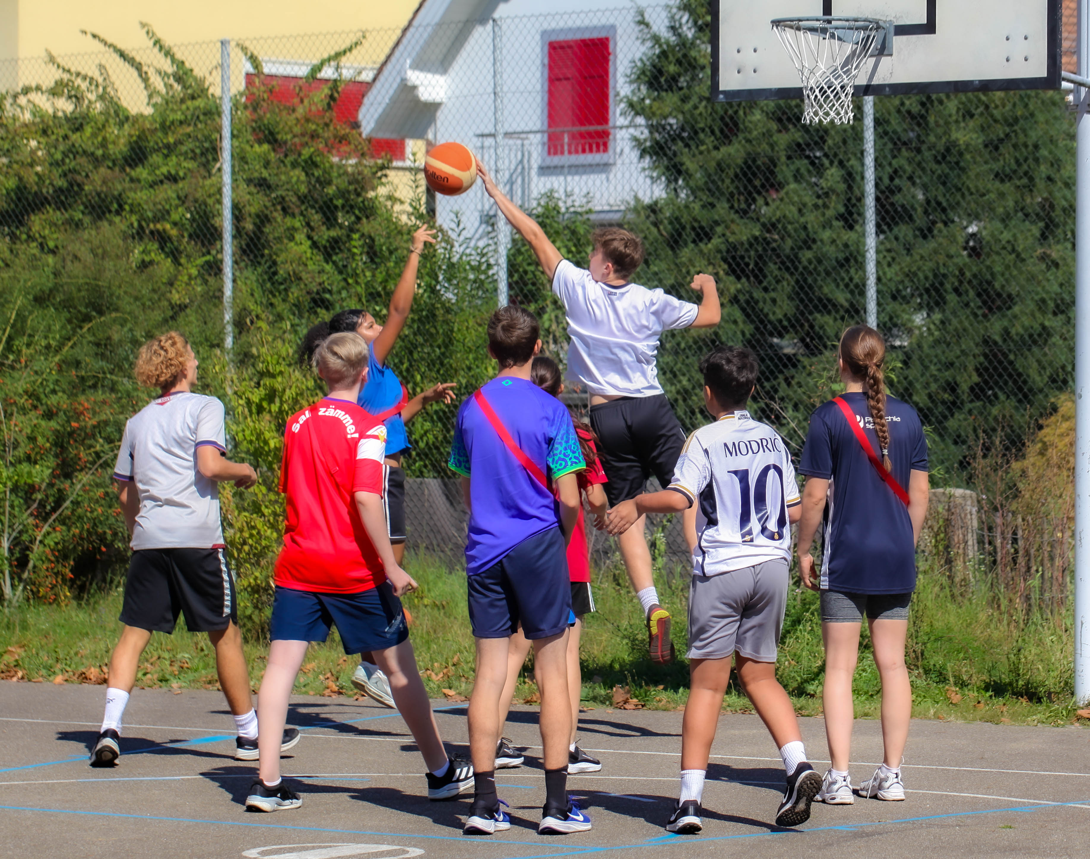 Klassen-Sporttag 2023 – Gym Muttenz Entfalter