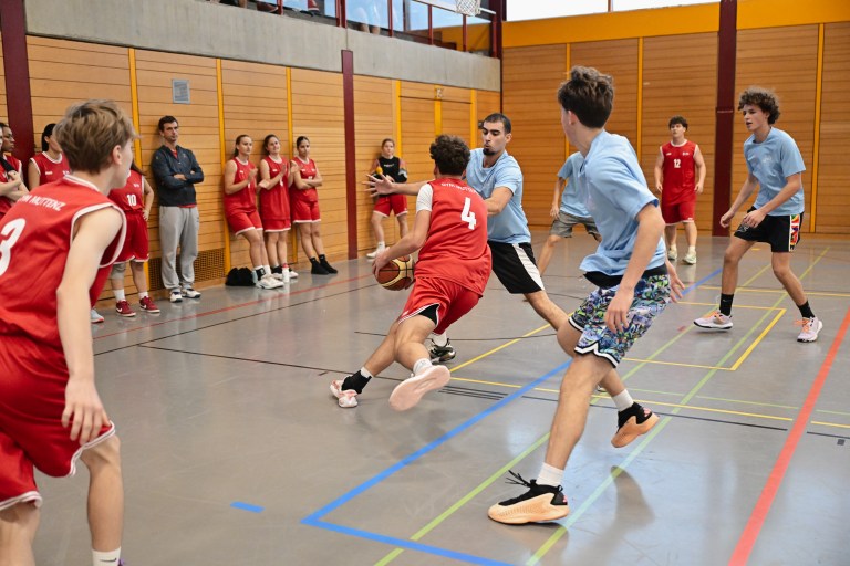 Das Basketball-Vorweihnachtsturnier 2024 – Gym Muttenz Entfalter